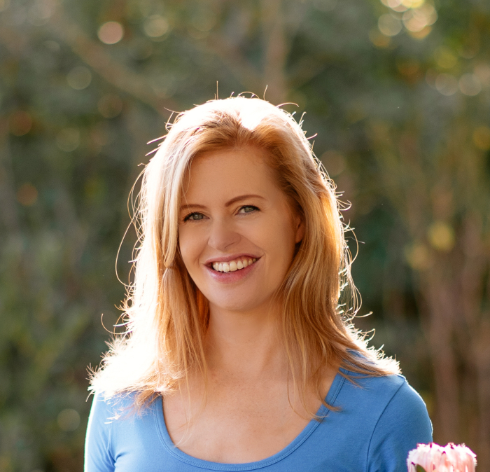 About Dr. Sam Bailey – Dr Sam Bailey